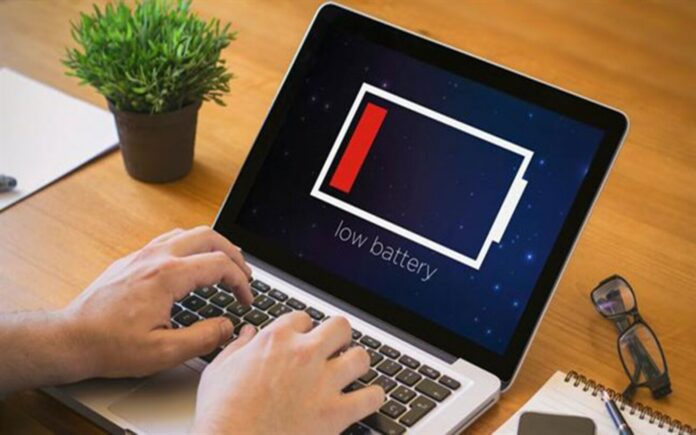 8 cách sạc pin laptop đúng cách tăng tuổi thọ pin | Phongvu.vn