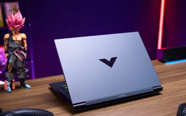 Laptop HP Victus thiết kế sang trọng hiệu năng vượt trội