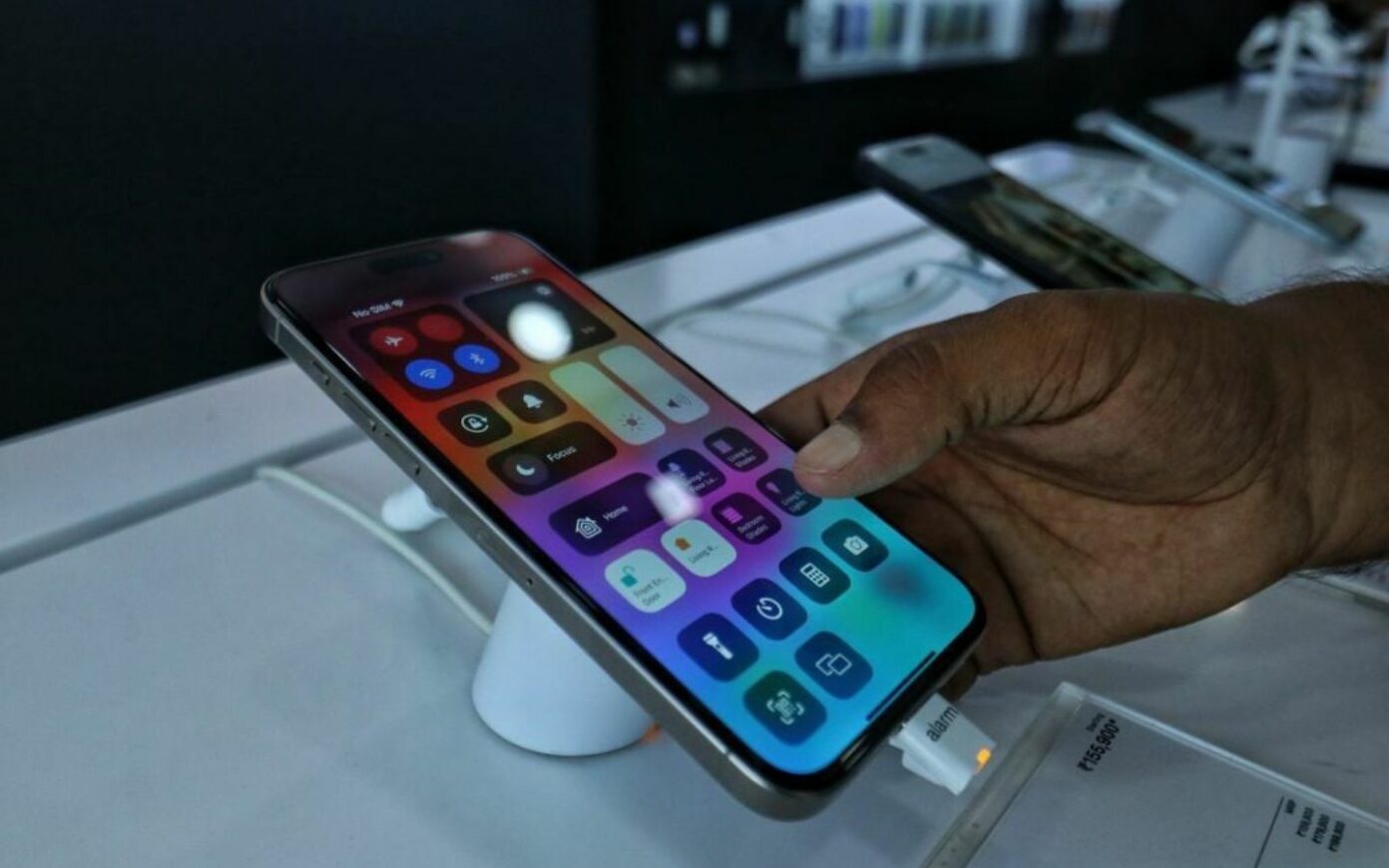 Đánh giá pin của iPhone 16 và iPhone 16 Promax. Pin "trâu" đến đâu ...