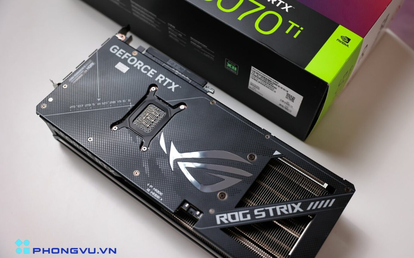 Đánh giá card màn hình ROG Strix GeForce RTX™ 5070 Ti