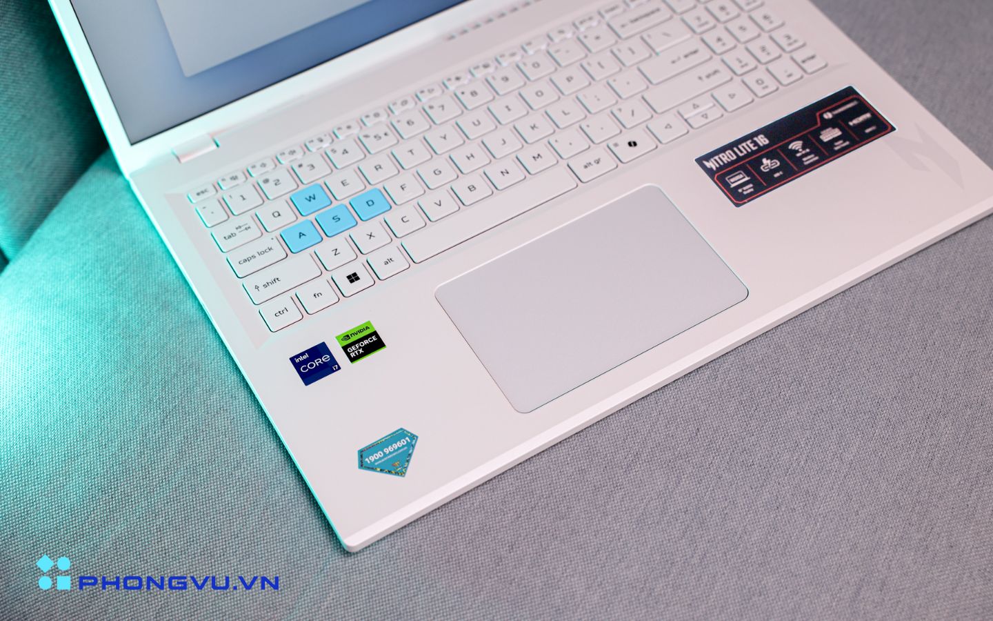 Đánh giá laptop gaming quốc dân Acer Nitro Lite 16