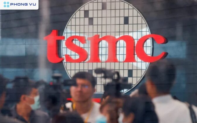 Tổng thống Trump dọa áp thuế 100% ông lớn ngành chip TSMC