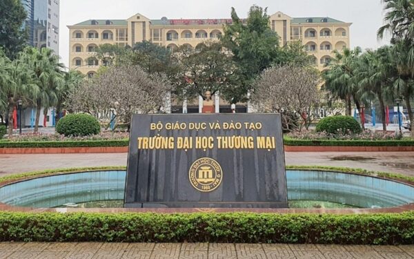 Điểm Chuẩn Đại Học Thương Mại (TMU) 2025 Chính Thức | Phongvu.vn