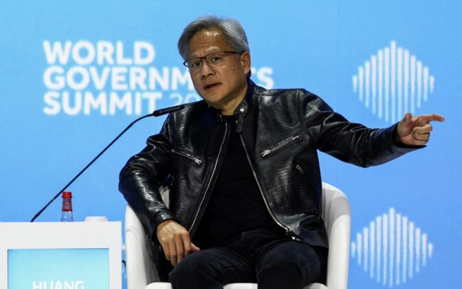 CEO Nvidia trở thành biểu tượng CEO quyền lực nhất thế giới | Phongvu.vn