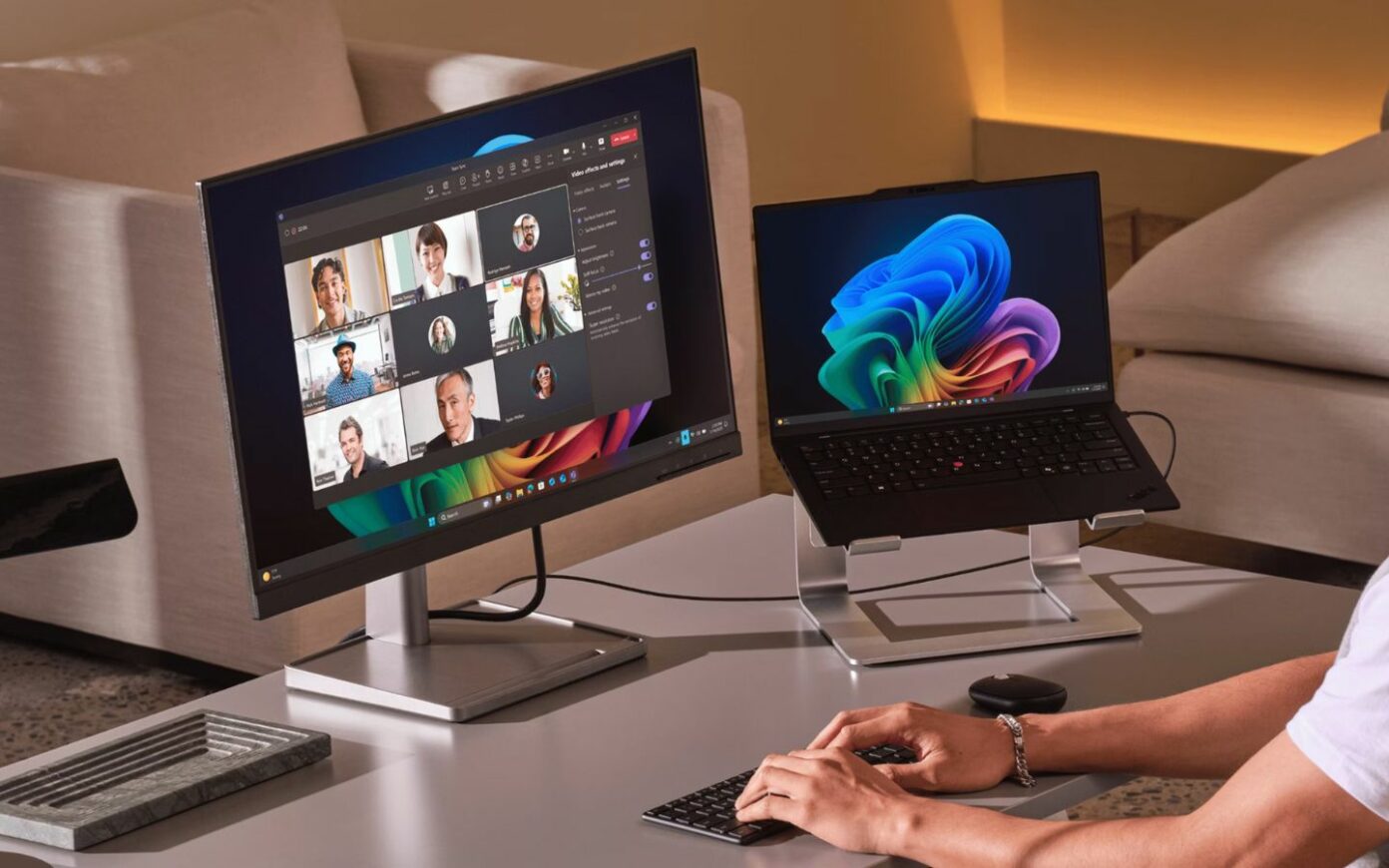 Hướng dẫn góc setup laptop và màn hình rời gọn gàng, tiện lợi | Phongvu.vn